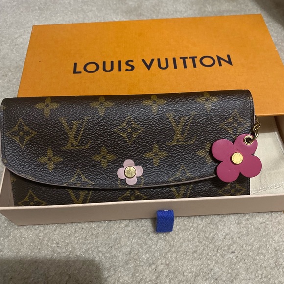 Louis Vuitton | Bags | Louis Vuitton Monogram Bloom Flower Emilie ...